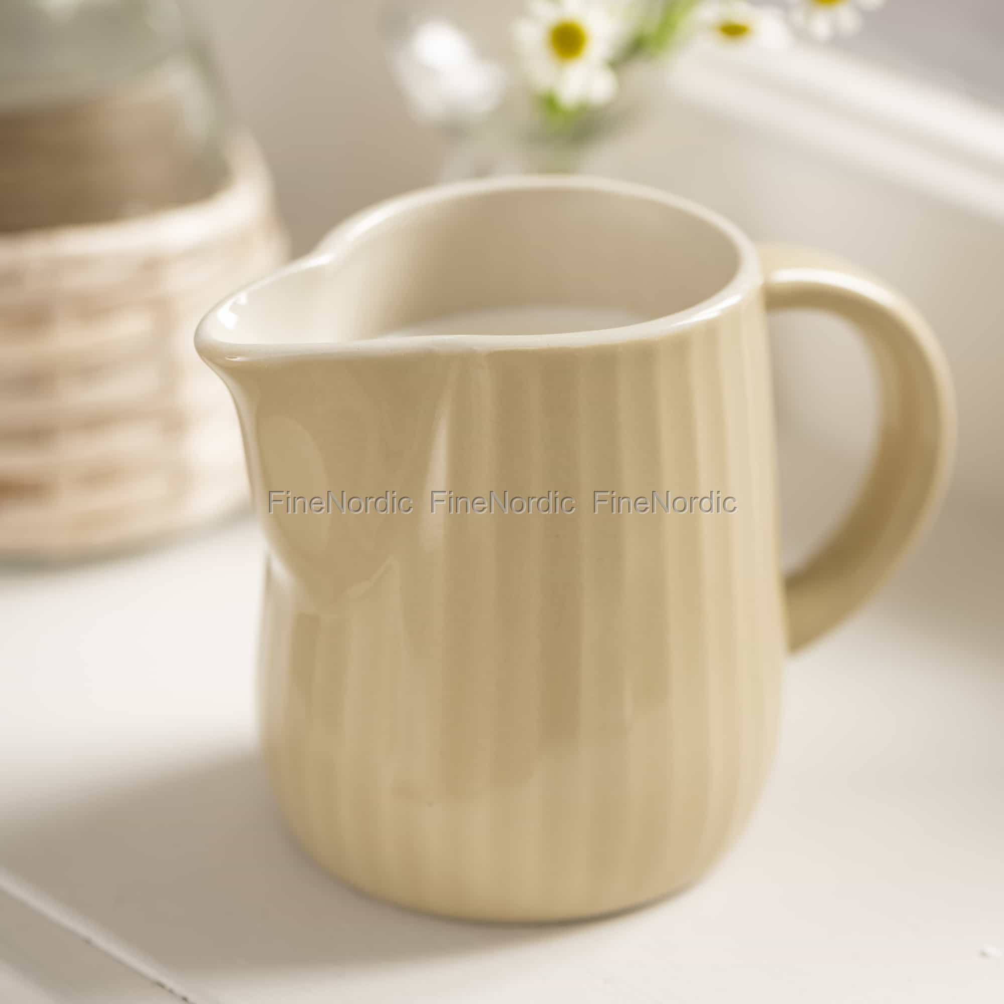 Ib Laursen Melke/Fløtekanne Mynte Wheat Straw