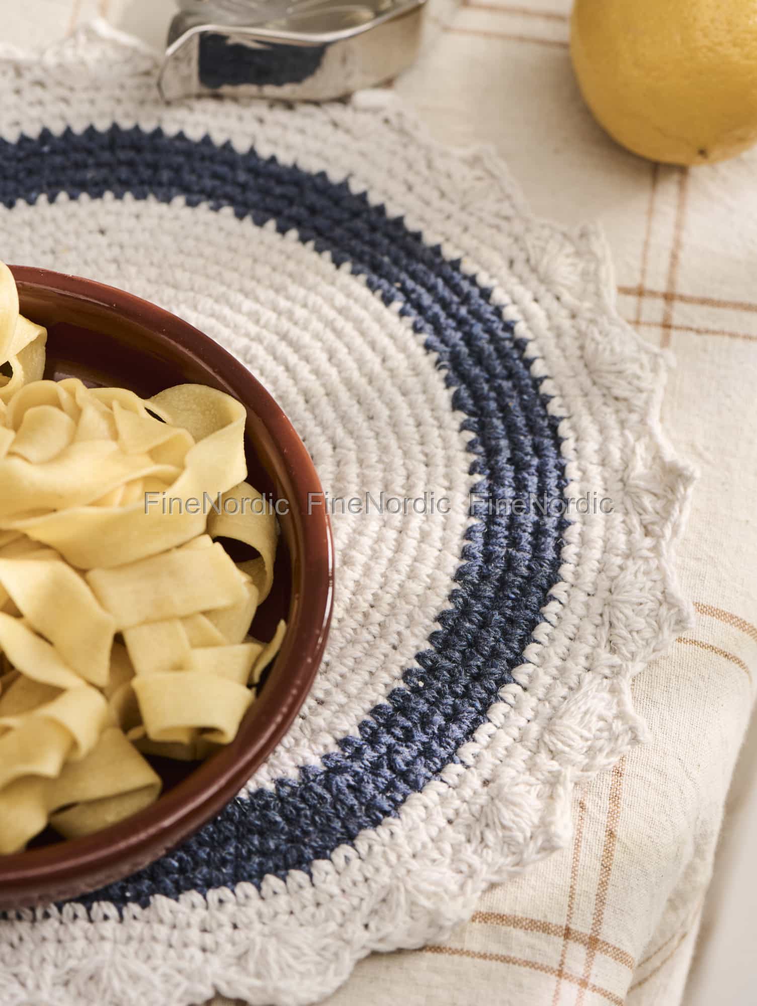 Ib Laursen Dekkeserviett Midnight Blue Sirkel Heklet